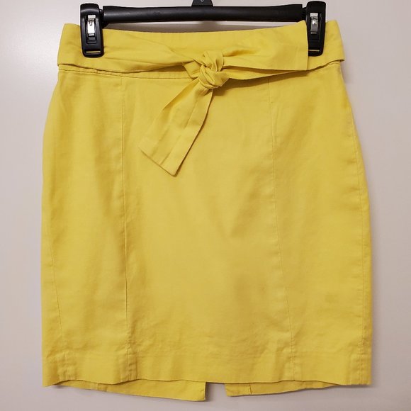 Banana Republic | Skirts | Banana Republic Yellow Pencil Skirt With ...